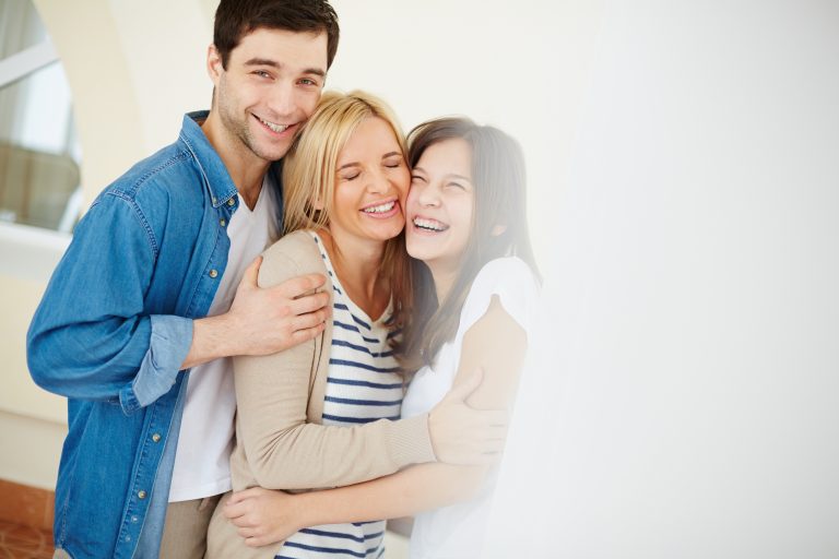 How to Talk About Healthy Relationships with Tweens and Teens